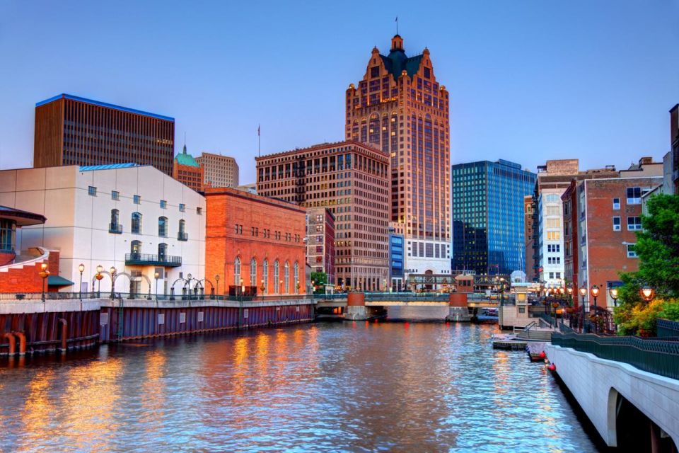Milwaukee Marvels: A 2-Hour Private Tour - Who Is This Tour Best For?