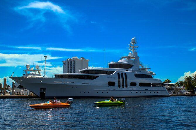 Mini Powerboat Rental - Who Should Book This?