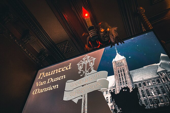 Minneapolis Candlelight Ghost Trolley Tour - Key Points