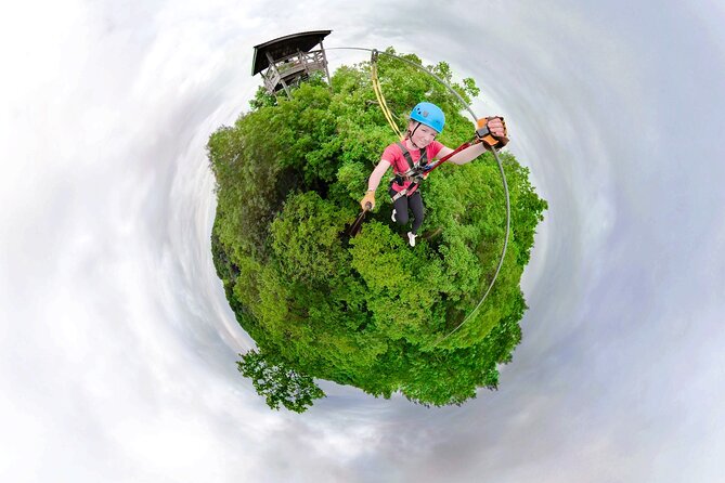 Minnesota River Valley 14-Line Thrilling Zipline Canopy Tour - The Guides and Atmosphere