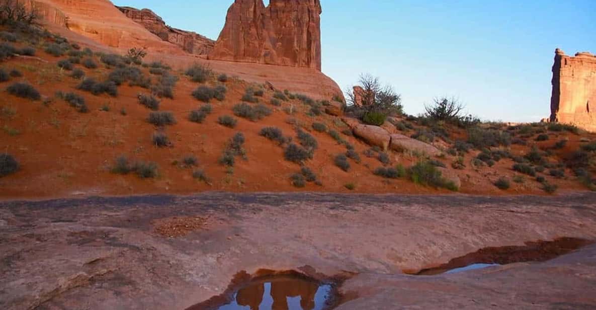 Moab: Arches National Park Sunset Tour - Key Points