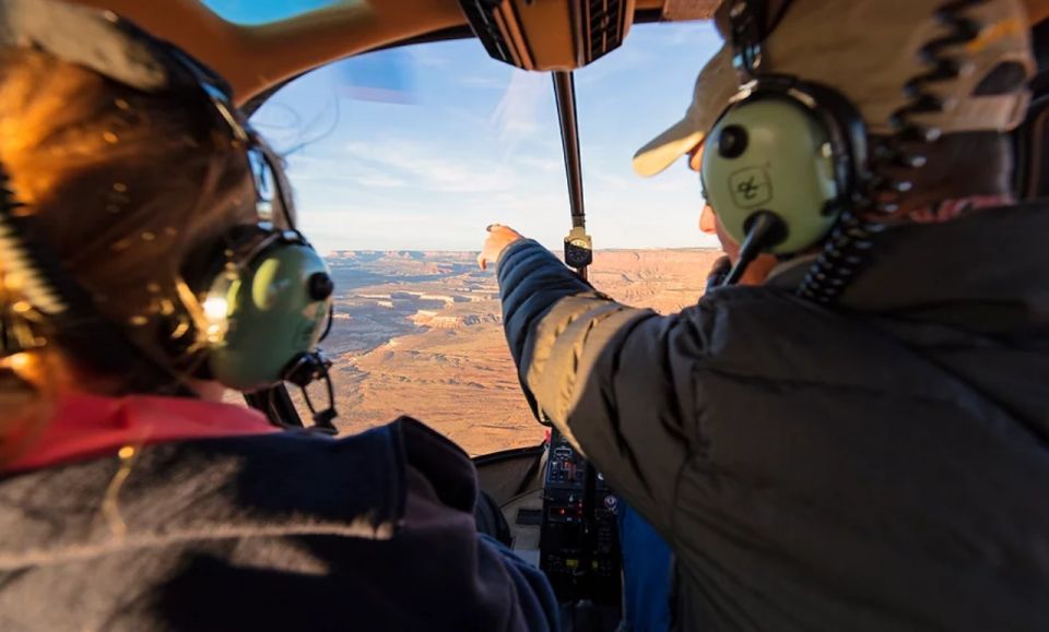Moab: Canyon Country Sunset Helicopter Tour - Why This Tour Works for Different Travelers