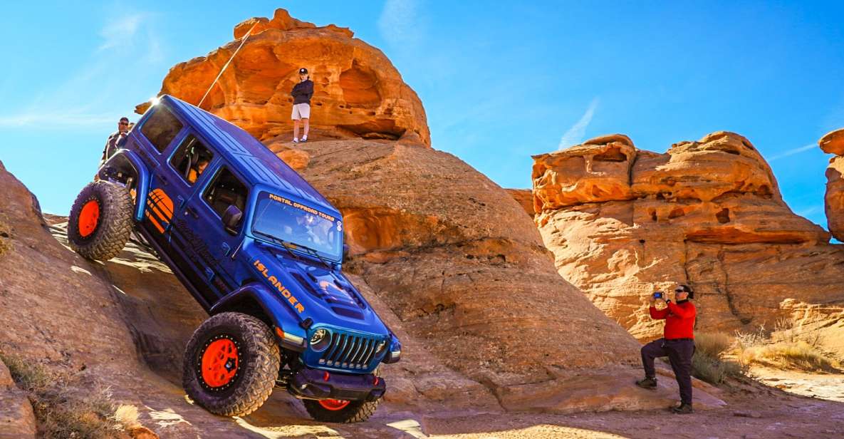 Moab: Off-Road Hell's Revenge Trail Private Jeep Tour - Detailed Breakdown of the Itinerary