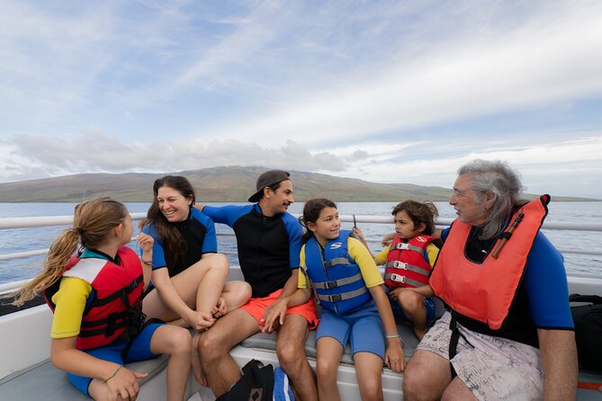 Molokini and Turtle Town Snorkeling Adventure Aboard the Malolo - Comfort and Convenience Onboard