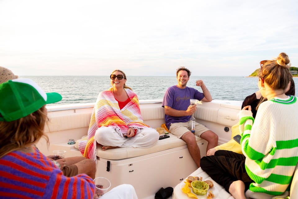Montauk: Discover the East End's best Sunset Cruise - Discover Montauk from the Water: A Guide to the Sunset Cruise