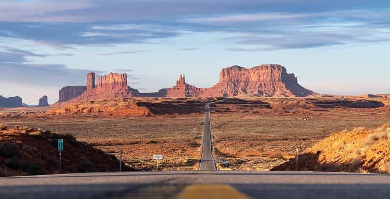 Monument Valley: Cultural Tour with Dinner and Entertainment - Authenticity and Real-World Insights from Reviewers  