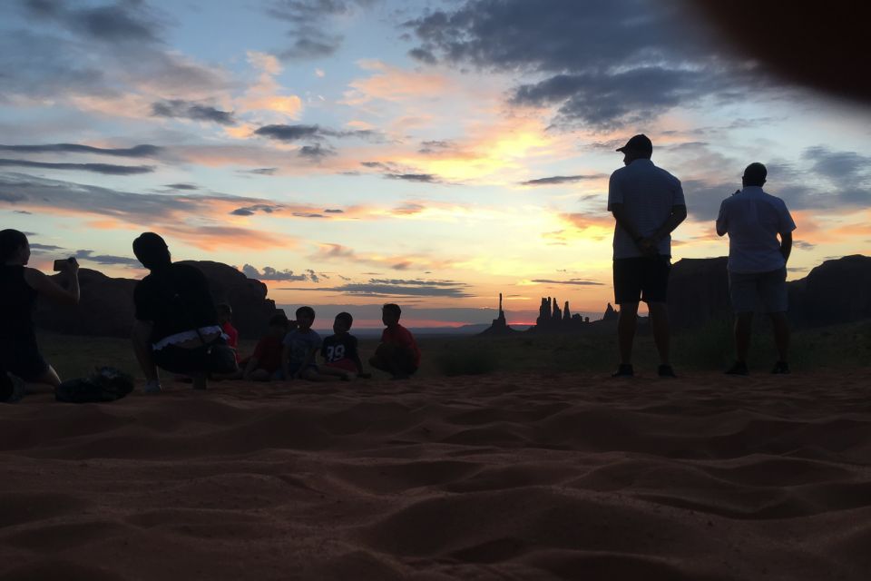 Monument Valley: Sunset Tour with Navajo Guide - Who This Tour Is Perfect For