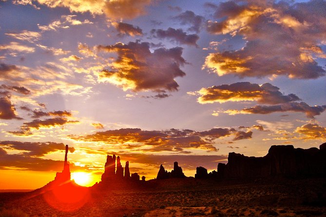 Monument Valley Tour - The Experience: Authenticity Meets Scenic Grandeur