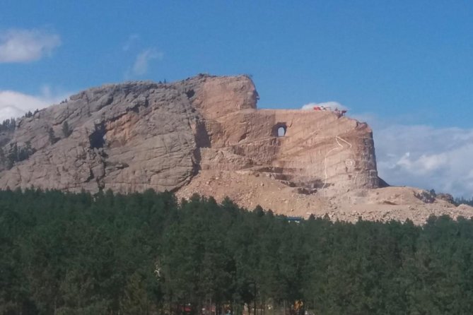 Mount Rushmore and Black Hills Tour with Two Meals and a Music Variety Show - Final Thoughts