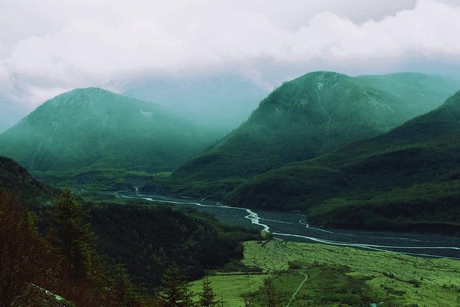 Mt. St. Helens National Monument from Seattle: All-Inclusive Small-Group Tour - FAQ