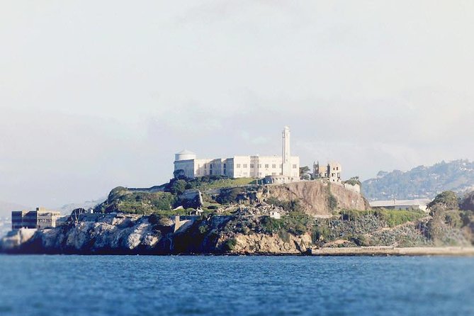 Muir Woods and Sausalito + Ferry, Alcatraz Night Tour & Aquarium Access - Evening on Alcatraz: The Night Tour’s Unique Perspective