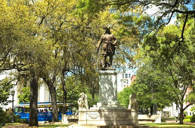 Mysteries on the Move: Scavenger Hunt in Savannah - Key Points