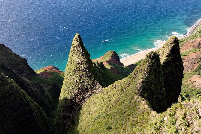 Na Pali Sunset & Sightsee Boat Tour - The Crew and Customer Service
