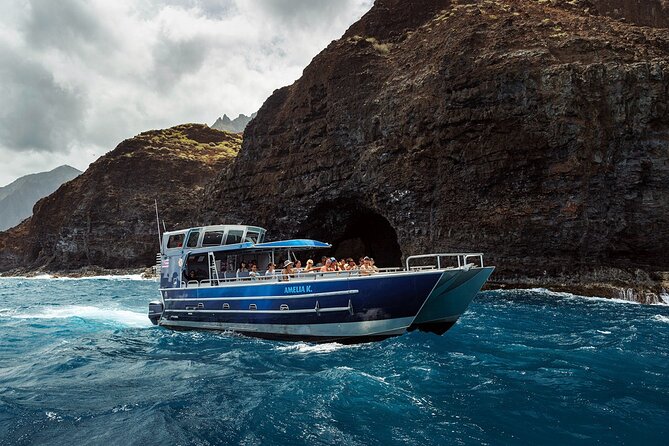 NaPali Boat Tour on the Amelia K - The Sum Up