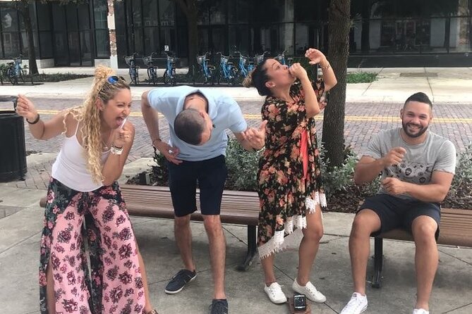 Naples City Scavenger Hunt by Zombie Scavengers - A Closer Look at the Zombie Scavengers Experience