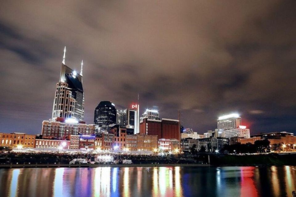Nashville: 2-hour Trolley Sightseeing Tour by Night - An In-Depth Look at the Nashville Night Trolley Tour