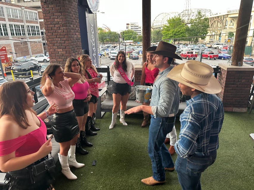 Nashville: Broadway Boyfriends Bar Crawl - FAQ