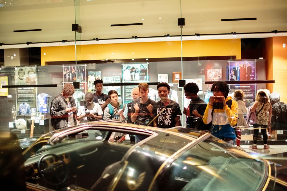 Nashville: Country Music Hall of Fame and Museum - The Authentic Touch: What Visitors Say
