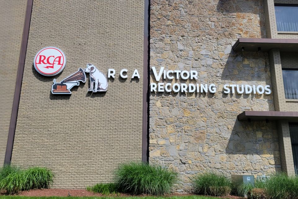 Nashville: Guided City Van Tour - FAQs