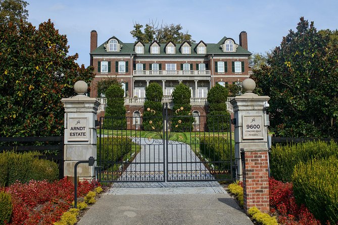 Nashville "Homes Of The Stars" Narrated Bus Tour with 30+ Celebrity Homes - FAQ
