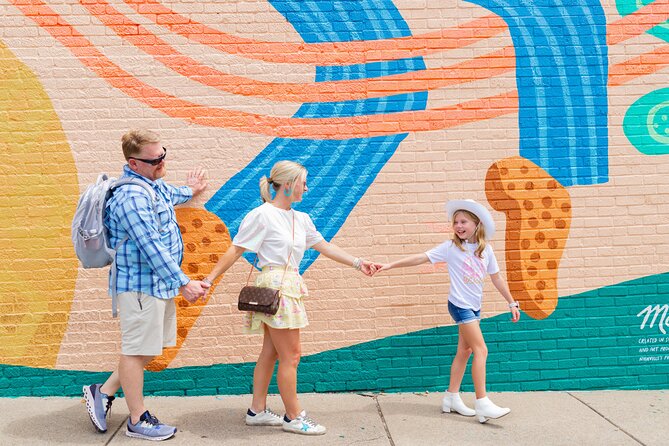 Nashville Mural Photowalk Tour with Professional Photographer - FAQs