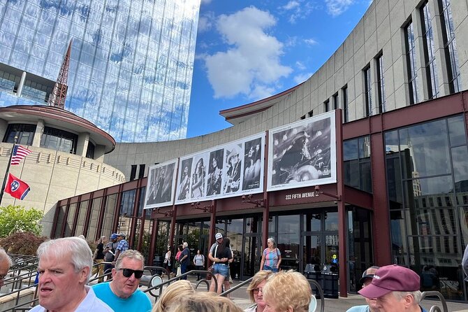 Nashville Music, History and Hidden Gems Tour!!!! - Transportation and Duration