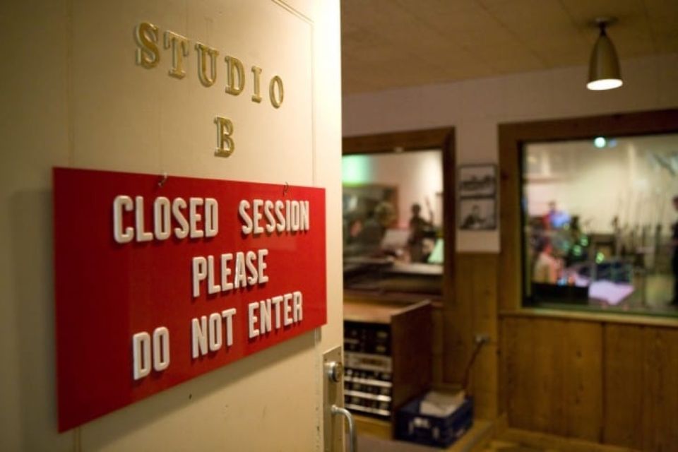 Nashville: RCA Studio B & Country Music Hall of Fame Combo - Introduction