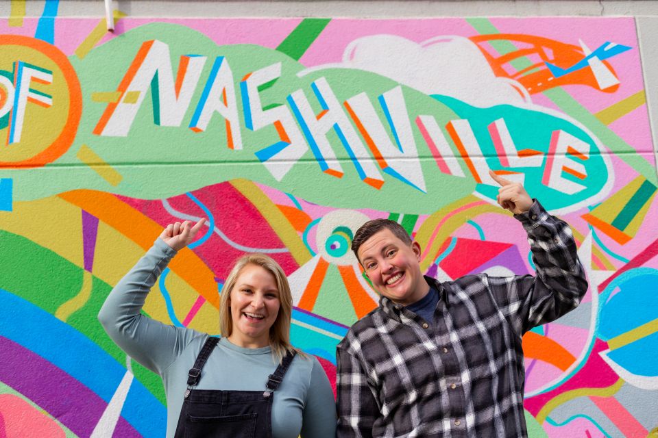 Nashville: Romantic Couples Photoshoot with Champagne - FAQs