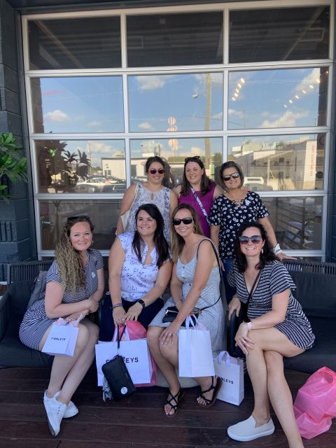 Nashville: Sip n' Shop Guided Walking Tour - Drinks, Snacks, and the Social Vibe