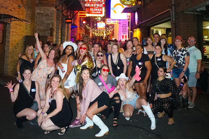 Nashville VIP Bar & Nightclub Party Crawl - The Drinks: Included Shots and Special Deals