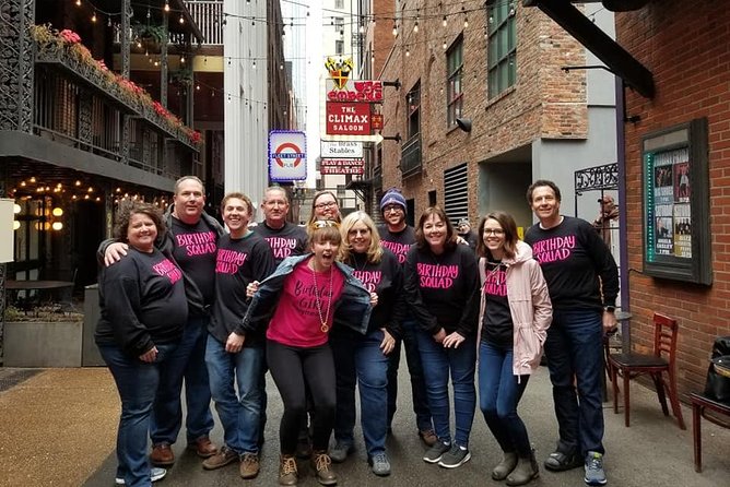 Nashville's Honky-Tonk Walking Sightseeing Pub Crawl - A Deep Dive into What You Can Expect