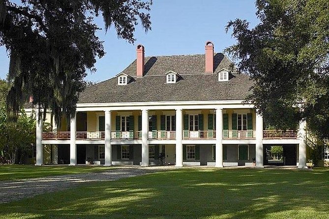 Nawlins Luxury: Destrehan Plantation & Swamp Boat Tour with Transportation - Price and Value