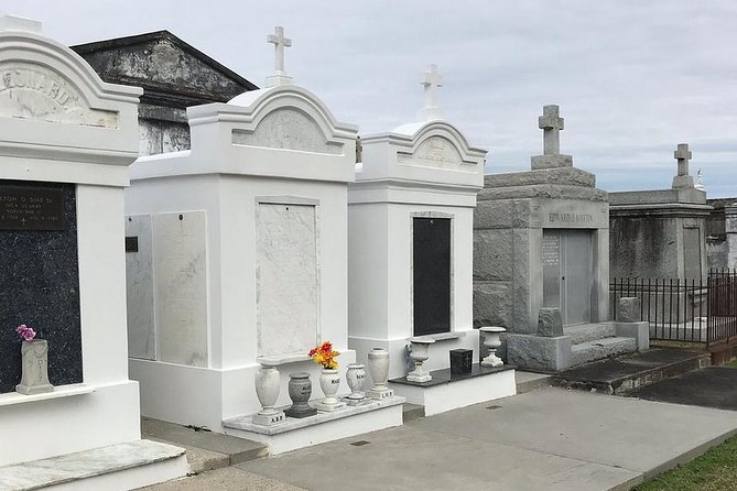 New Orleans City and Cemetery Sightseeing Tour - The Itinerary: What to Expect