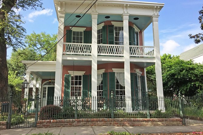 New Orleans City Tour: Cemetery, French Quarter, Garden District - The Sum Up