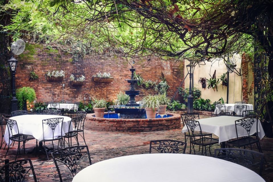 New Orleans: 'Court of Two Sisters' Jazz Brunch Buffet - Practical Details and Logistics