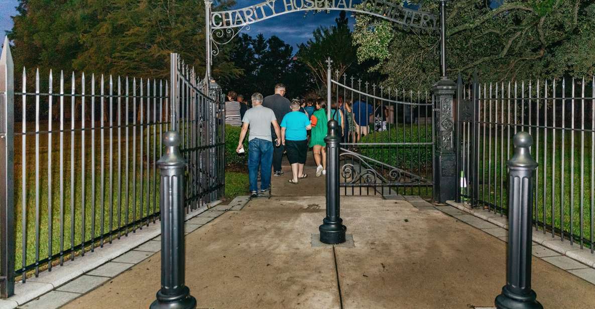 New Orleans: Dead of Night Ghosts and Cemetery Bus Tour - Practical Tips for Your Ghost Tour Experience