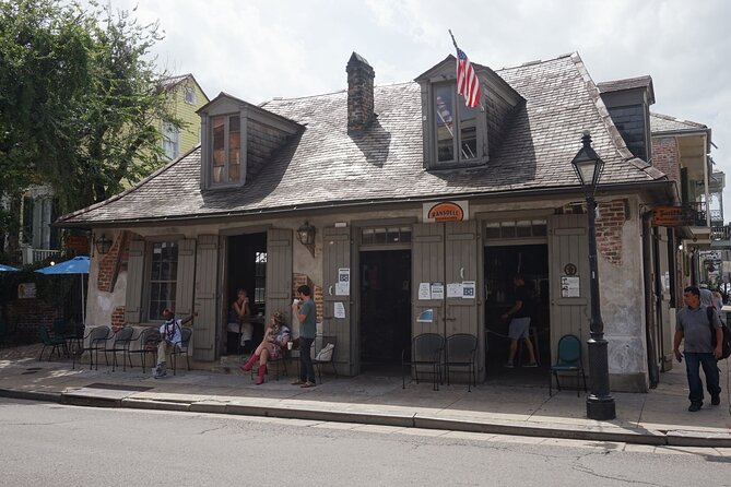 New Orleans French Quarter & Cemetery Bike Tour - FAQ