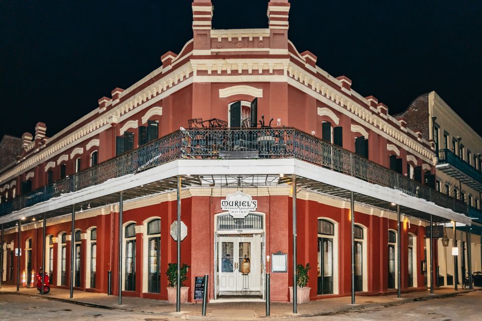 New Orleans: French Quarter Ghost and Haunted House Tour - The Guides: The Heart of the Experience