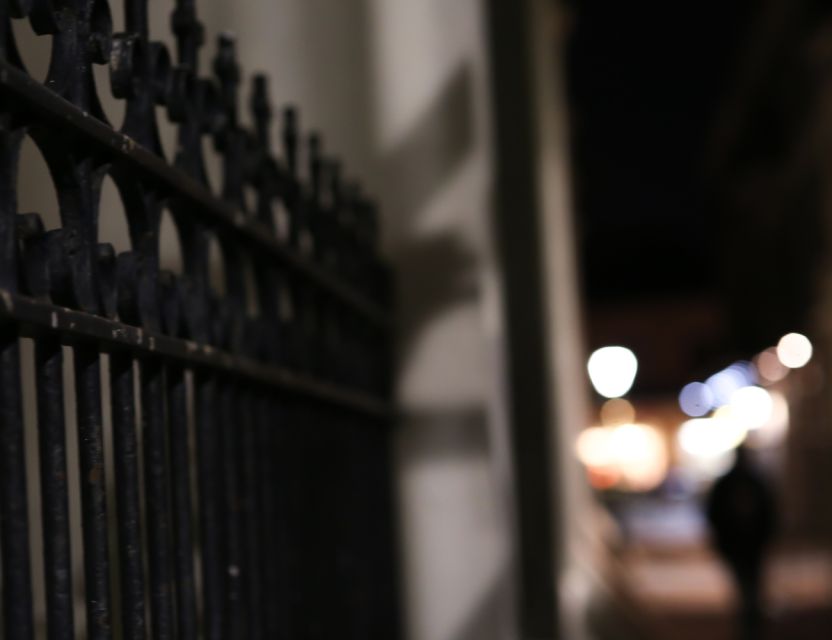New Orleans: French Quarter Ghosts Haunted Walking Tour - The Group and Atmosphere