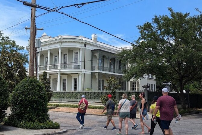 New Orleans' Garden District 2 Hour Walking Tour (Small Group) - Key Points