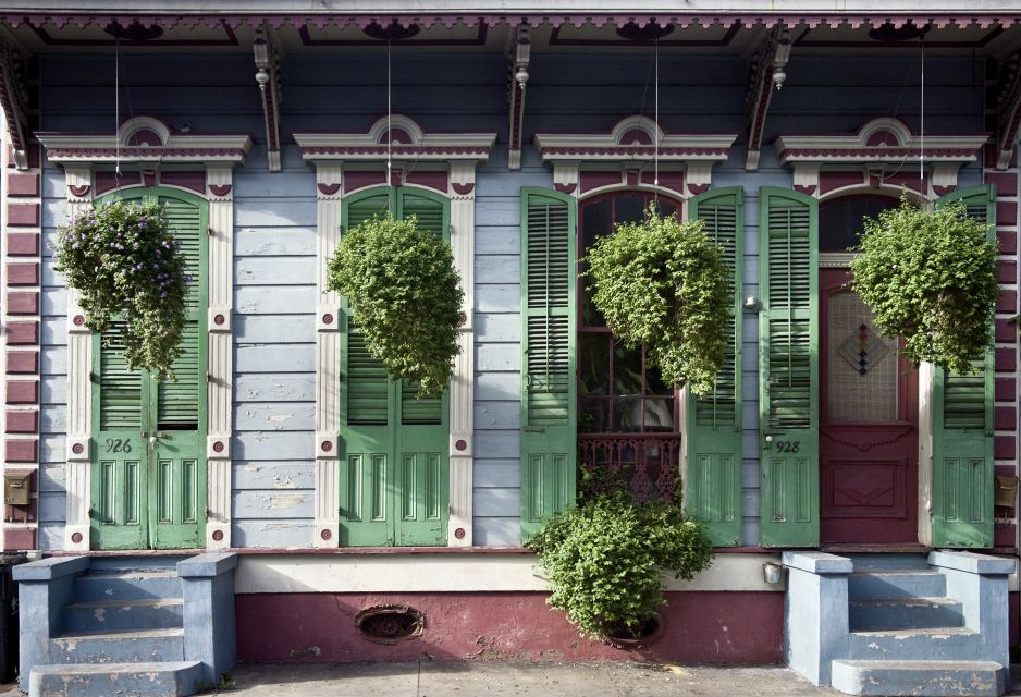New Orleans Garden District Tour - Discovering the Charm of the New Orleans Garden District Tour