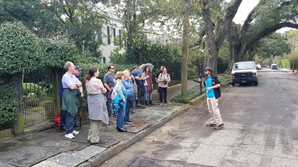 New Orleans: Garden District Tour - Authentic Experiences and Guide Praise