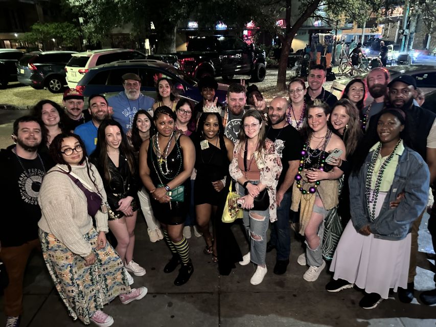 New Orleans: Ghost and Haunted Pub Crawl Tour with Free Shot - Key Points