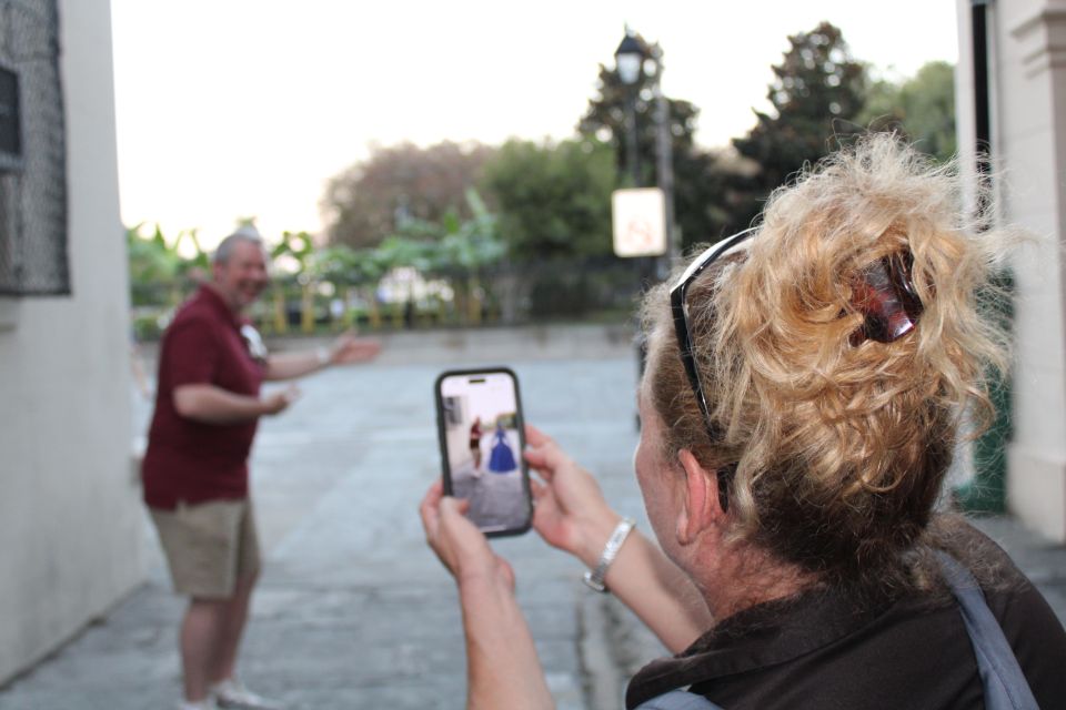 New Orleans: Ghosts & Spirits Interactive Walking Tour - Key Points