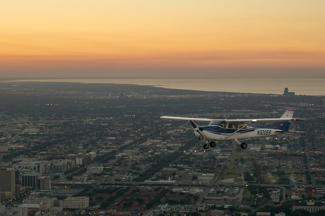 New Orleans Night Sightseeing Flight - Key Points