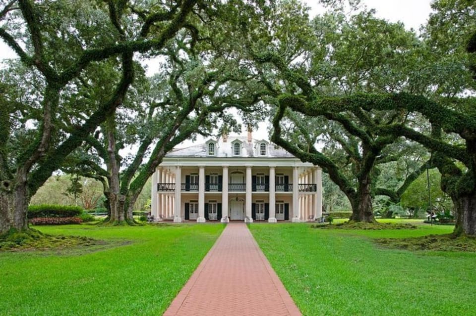 New Orleans: Oak Alley & Laura Plantation Tour w/Transport - Who Will Love This Tour?