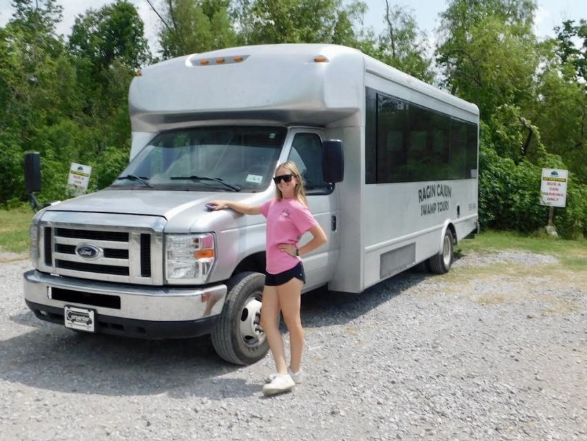 New Orleans: Oak Alley or Laura Plantation & Airboat Tour - Who Should Consider This Tour?