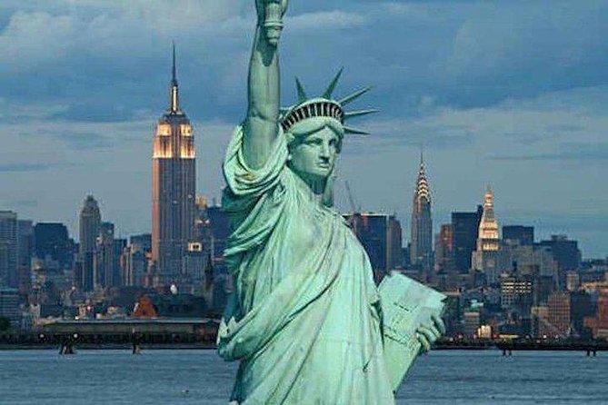 New York 8 Hour Main Attractions Tour with City Bus/Subway - Little Italy: A Slice of European Charm