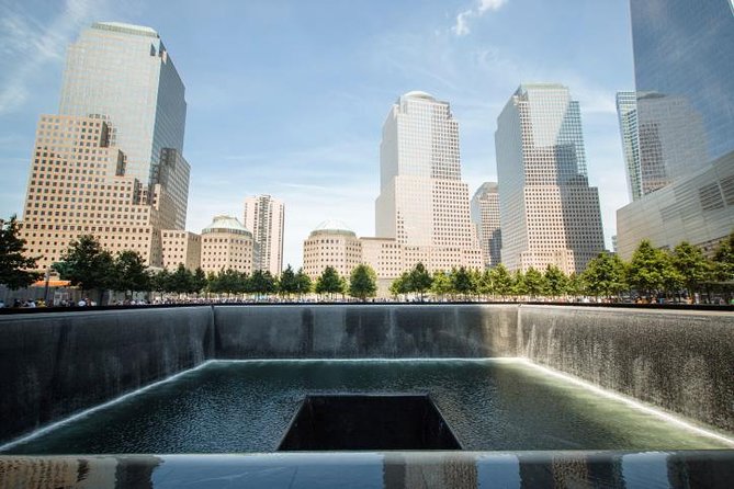 New York 9/11 Memorial Tour with Optional One World Observatory - Starting Point: St. Paul’s Chapel