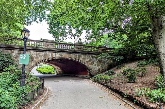 New York Central Park Scavenger Hunt Walking Tour and Game - FAQ